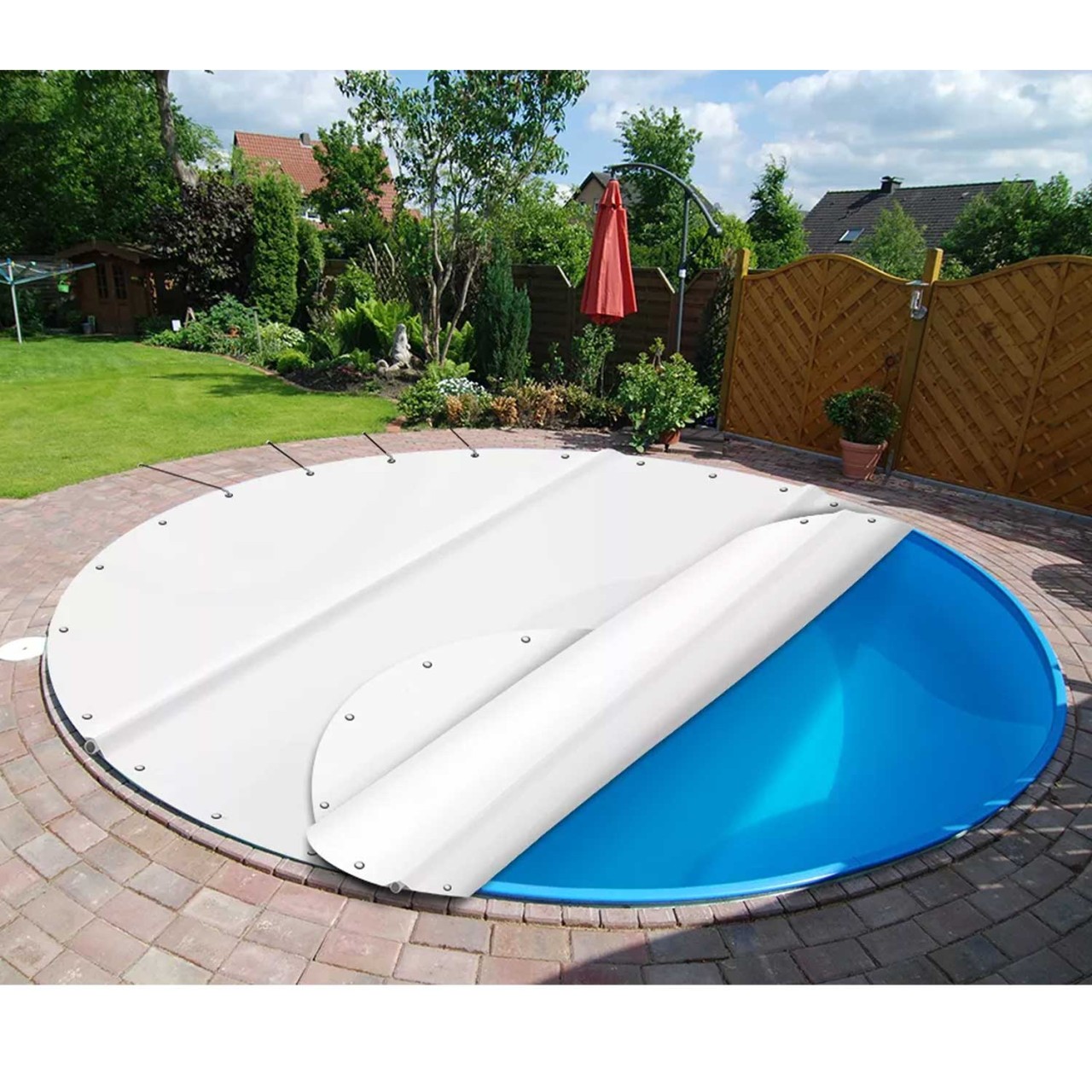 Badespaß deluxe: Mit Poolbedarf, Sauna und Whirlpool zum Traumgarten